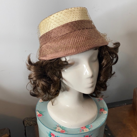Vintage | Accessories | Vintage Union Made Cloche Hat Brown Tan Veil ...